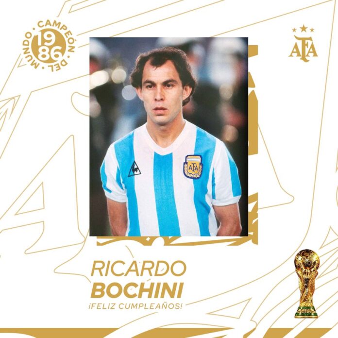 Hoy cumple 71 años la gran leyenda del fútbol argentino, Ricardo ...